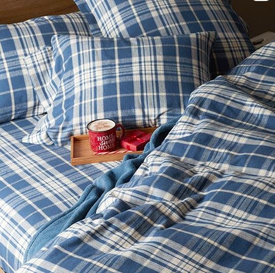Ultimate Guide to Choosing Cozy Bedding for Fall and Winter | Realicozy